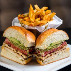 Glasshouse Tavern | Times Square | Pretheater Dinner | Bar